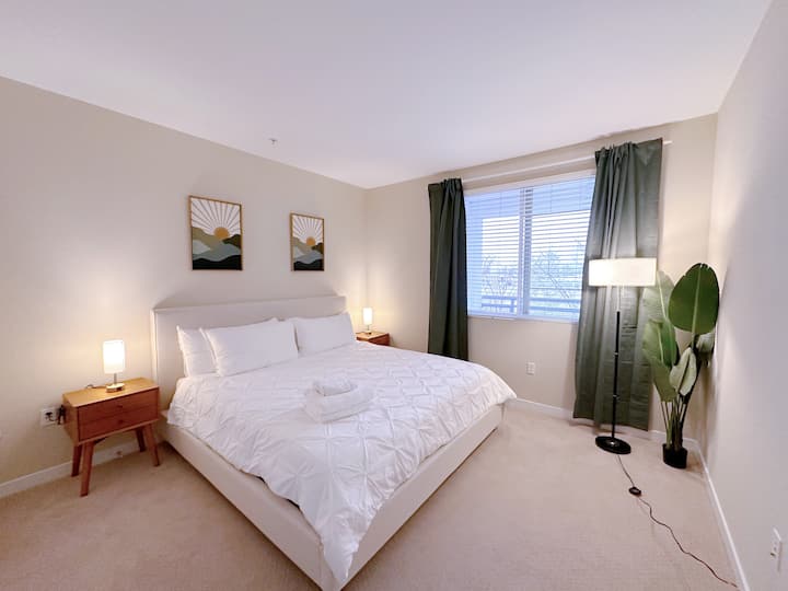 Irvine 1b1b | By Dj Plaza Jamnboree Alton - Tustin, CA