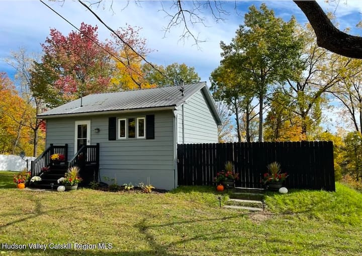 Convenient Cottage - Tivoli, NY
