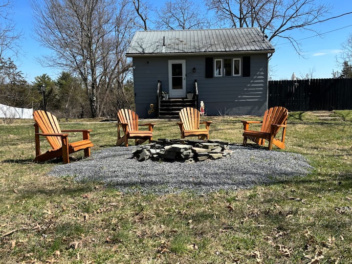 Cozy Catskills Cottage • Hiking + Pet Friendly - Tivoli, NY
