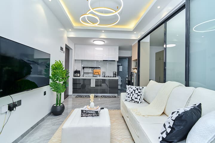 Luxury Modern Home With A Pool & Gym @ Diamond Ivy - Kenya