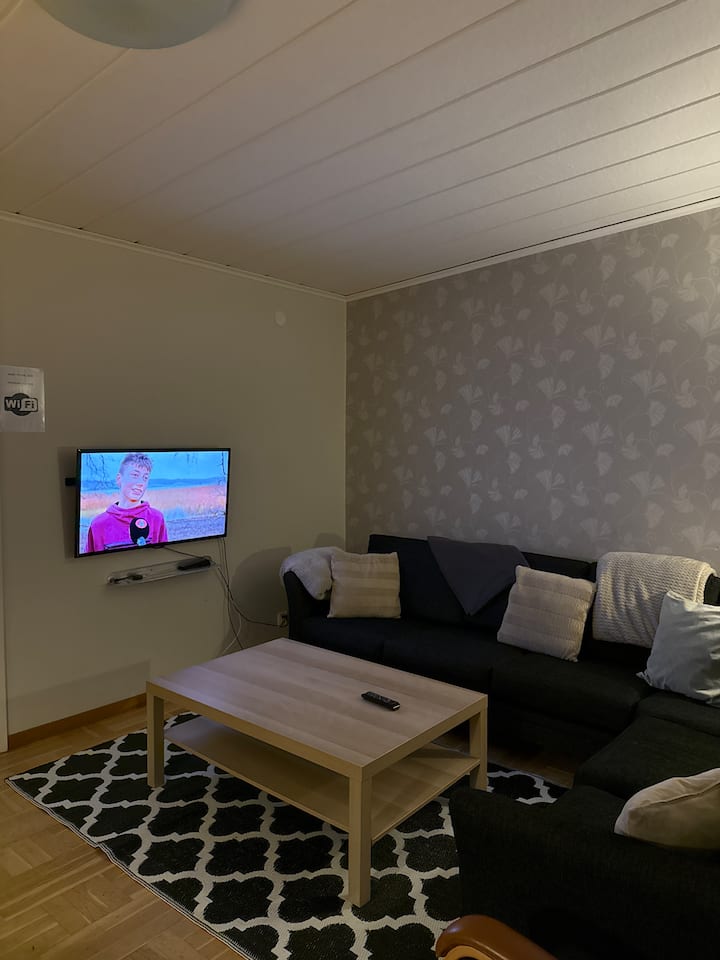 Enplans Hus Nära Natur,tågstation Och Slalombacke - Kiruna