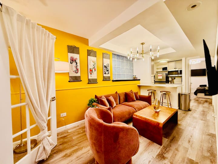 2br Near Oak Street Shopping - Chicago Gold Coast - Chicago