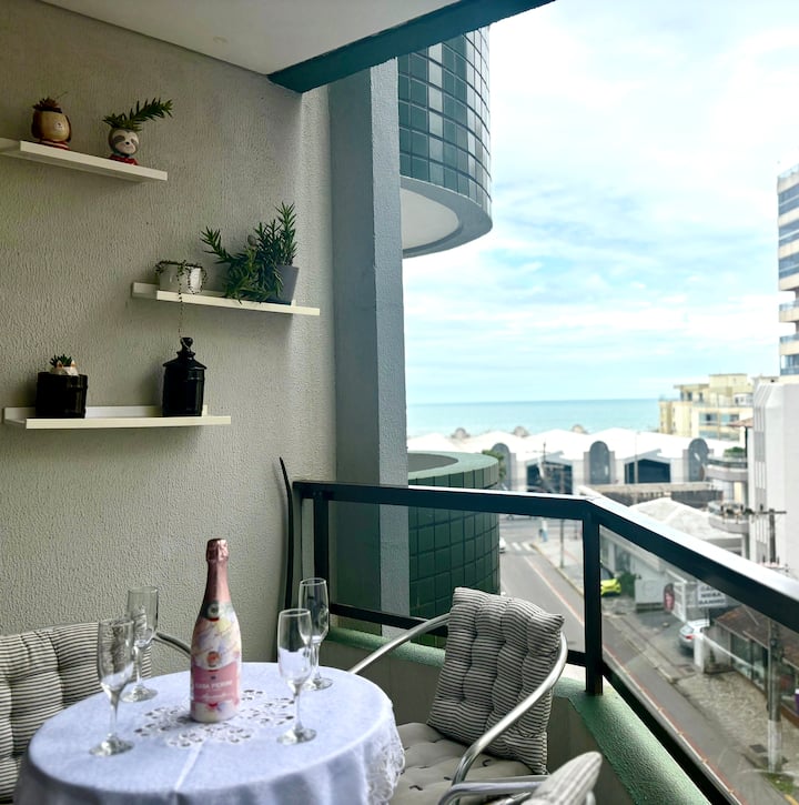 Vinho E Churrasco Com Vista Para O Mar - Brazil