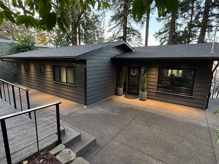 Track Town Views | Sleeps 10, 1/2 Mi To Uofo - Springfield, OR