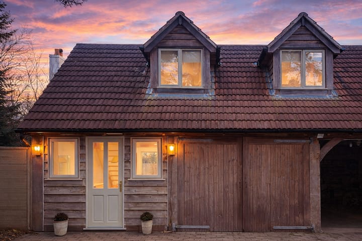 Woodend - Hastings, UK