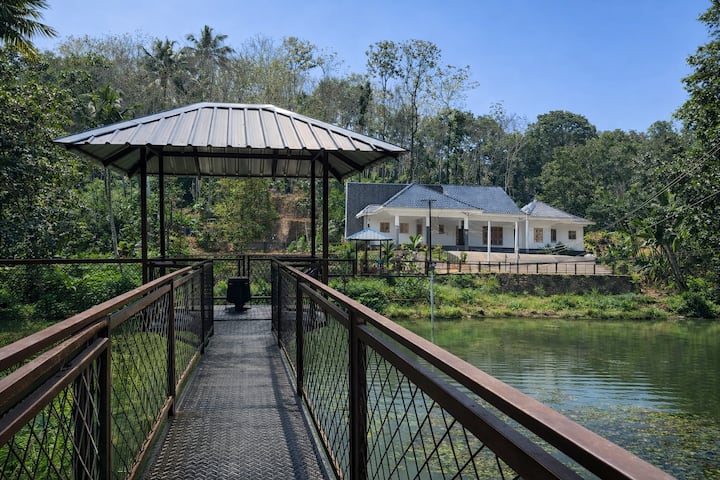 Pepperland Holiday Villa - Idukki