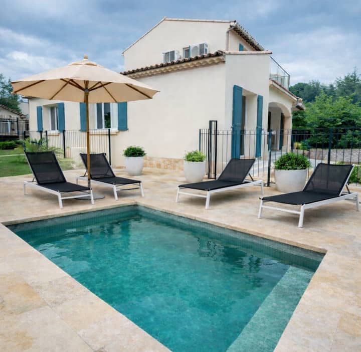 Jolie Demeure Provençale Avec Piscine, Au Calme - Pont-Saint-Esprit