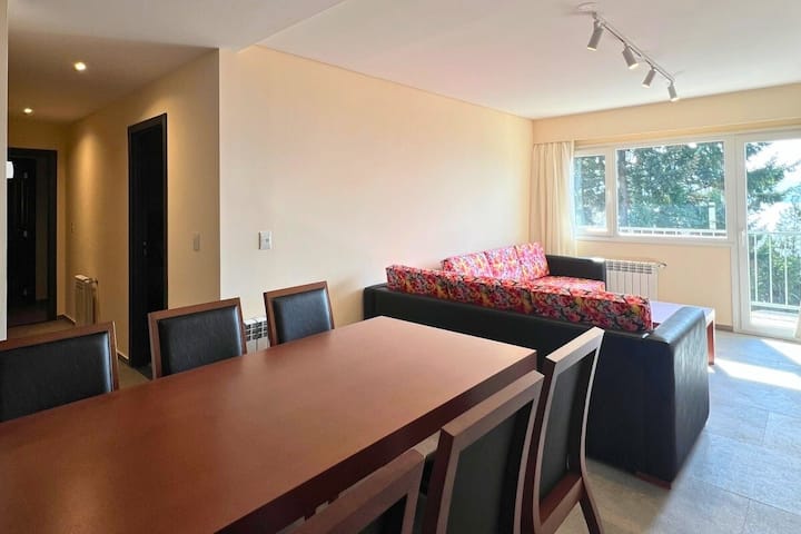 2 Units W/ Breakfast And Ample Kitchen Facilities - San Carlos de Bariloche