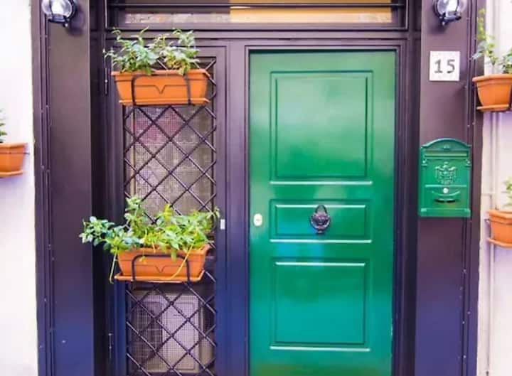 L’aurora Di Napoli
Perfect Location For Naples! - Naples