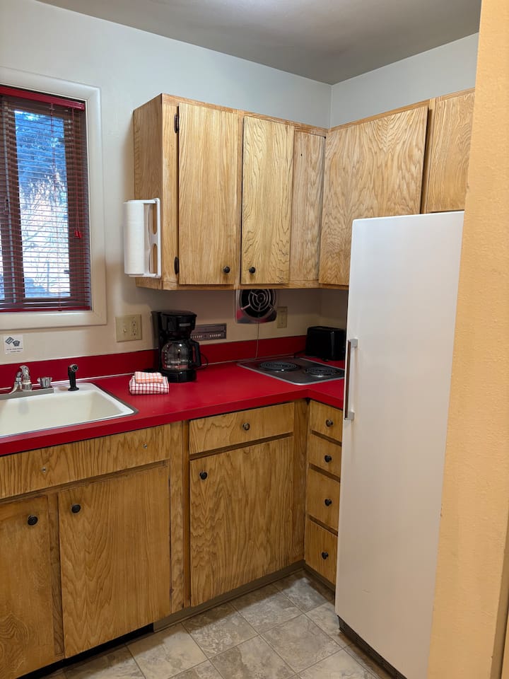 Château Rouge 104 ~ Continental Cottage - Red Lodge, MT