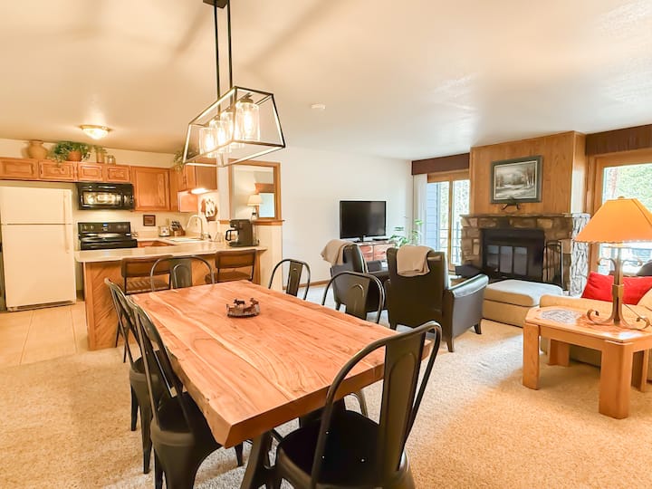 New Listing! - 2br/2ba Ski Condo W/ Hiking Access - Silverthorne, CO
