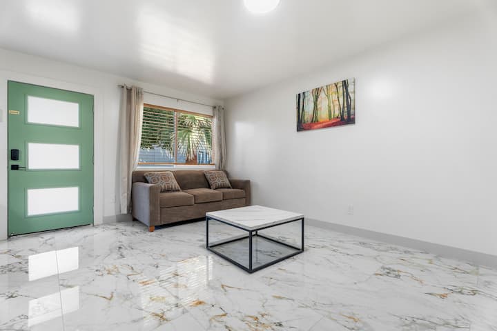 #220 Comfy Suite - Glendale, AZ