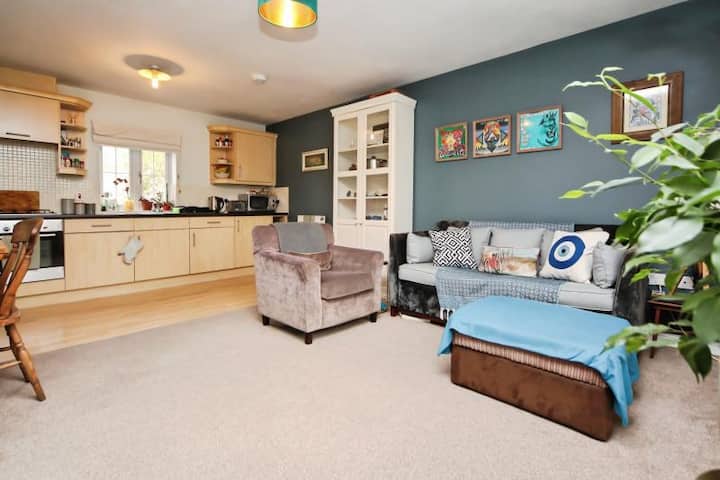 Cosy & Convenient 2bdr|close To Town|free Parking - Stratford-upon-Avon