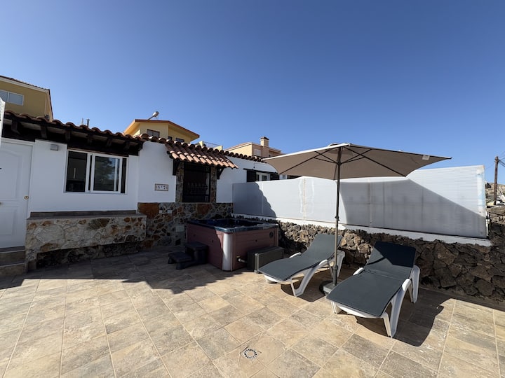 Jacuzzi| 4 People| Terrace| Nearby Beach|wifi| - Fuerteventura