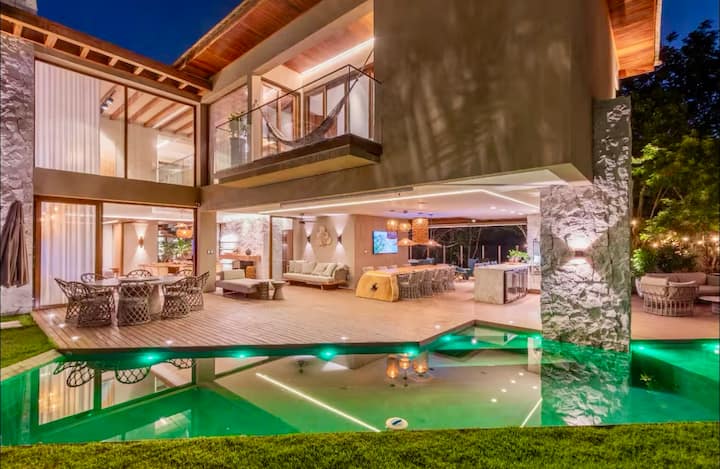 Luxo Em Meio à Natureza Em Praia Do Forte - Brazil