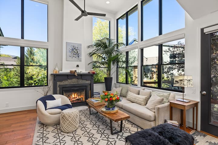 Ski, Soak & Stay Productive, Luxe Willits Townhome - Basalt, CO