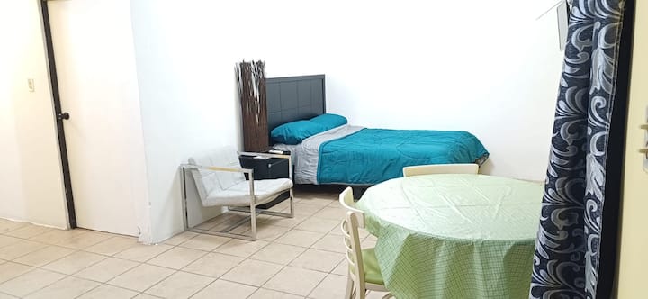 Cercas Del Consulado Y Cas 2 Recámaras Céntrico D3 - Laredo, TX