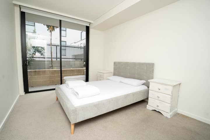Whole Apartment | Unbeatable Price - Blacktown