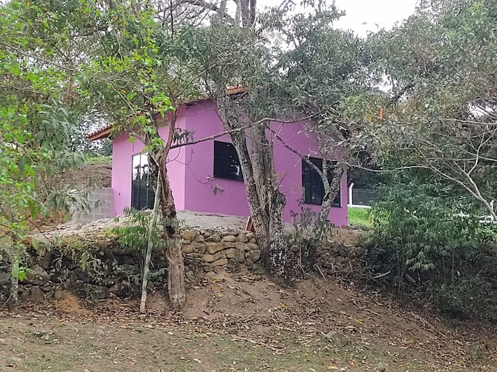 Chalé Rosa De Frente Ao Rio - Cruzeiro