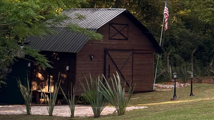 Barn Hereford - Castro