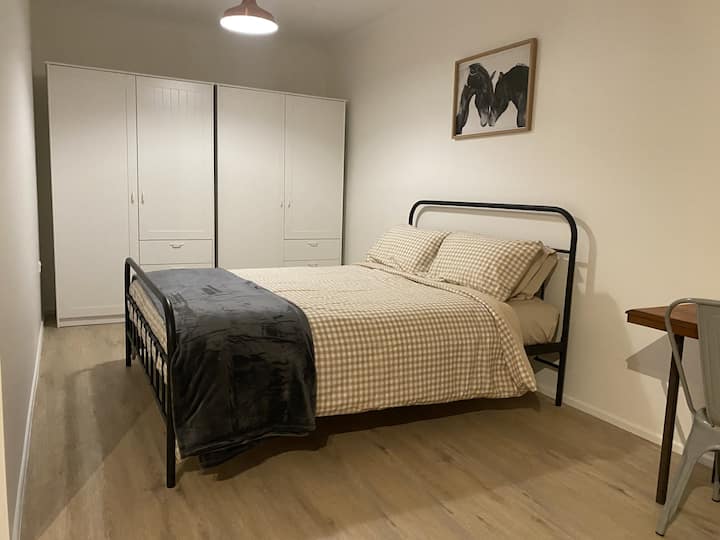 Kingrah Rest - Yarraman