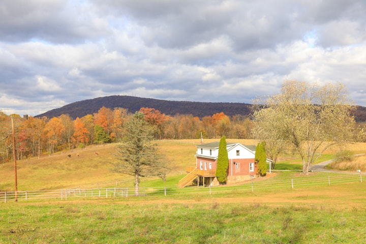 The Farmhouse - Little Buffalo State Park, Newport