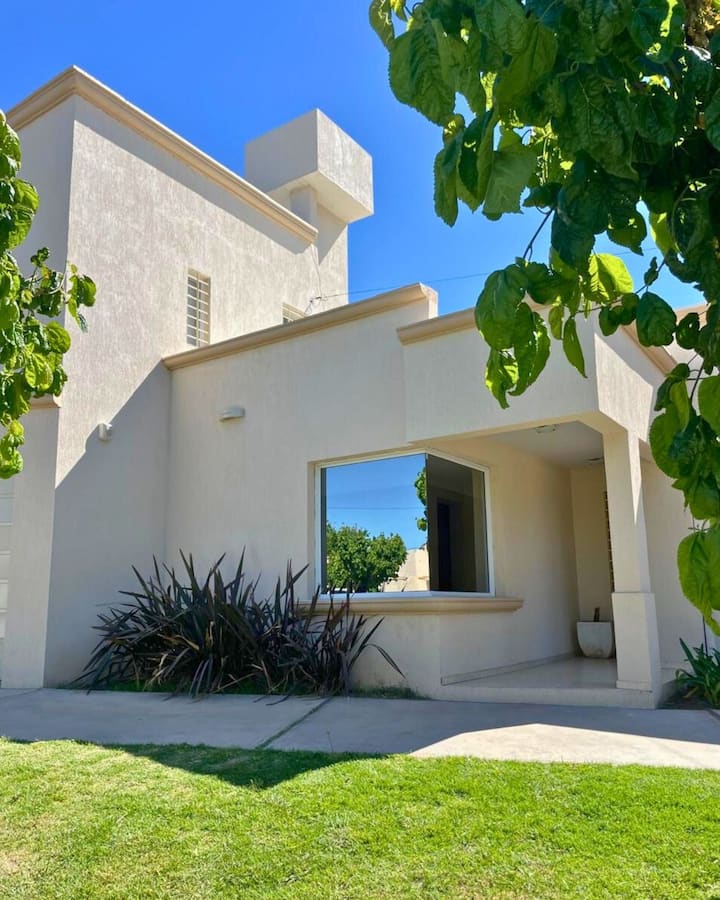 “Casa En San Rafael: Tu Refugio Para Desconectar” - Argentinië