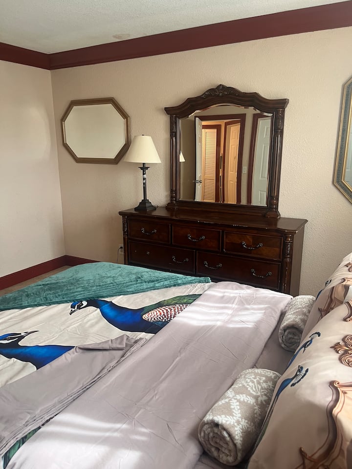 Peacock Pad - Sunrise, FL