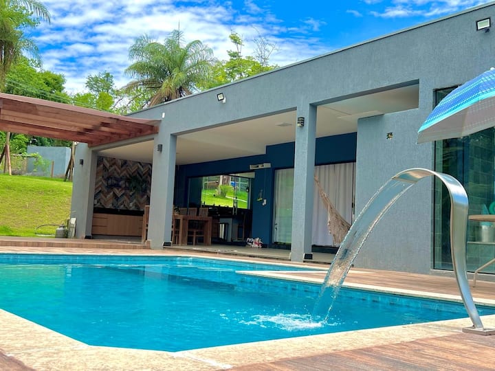 Refugio Vo Conceição
Moderna 3 Suítes Sauna Vidro - Santa Luzia