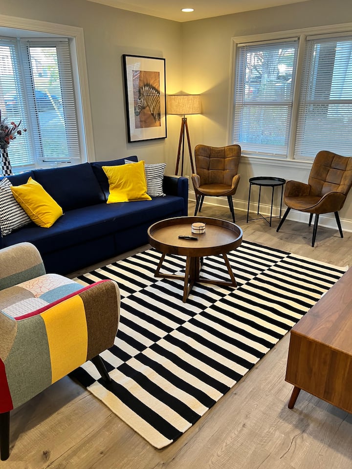 5-br Home W/driveway | 10 Min To D.c. Near Metro - Largo, MD