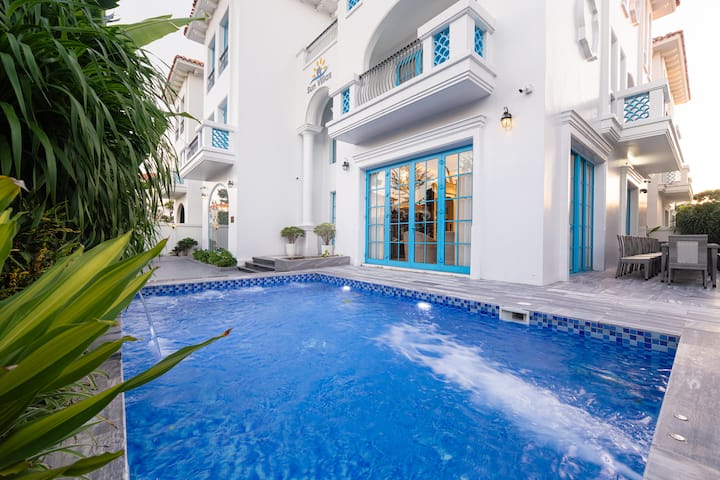 Sunora Villa 1' Walking To The Beach & City - China