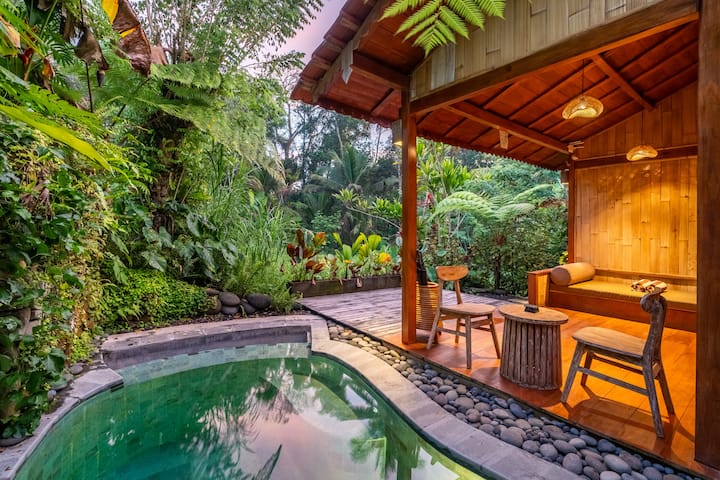 Hidden Holywater Villa Jungle Vibes & Private Pool - Indonesia
