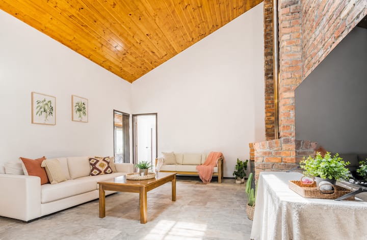 Family Friendly 5br With Pool Near Theme Parks - Paradise Country, Oxenford