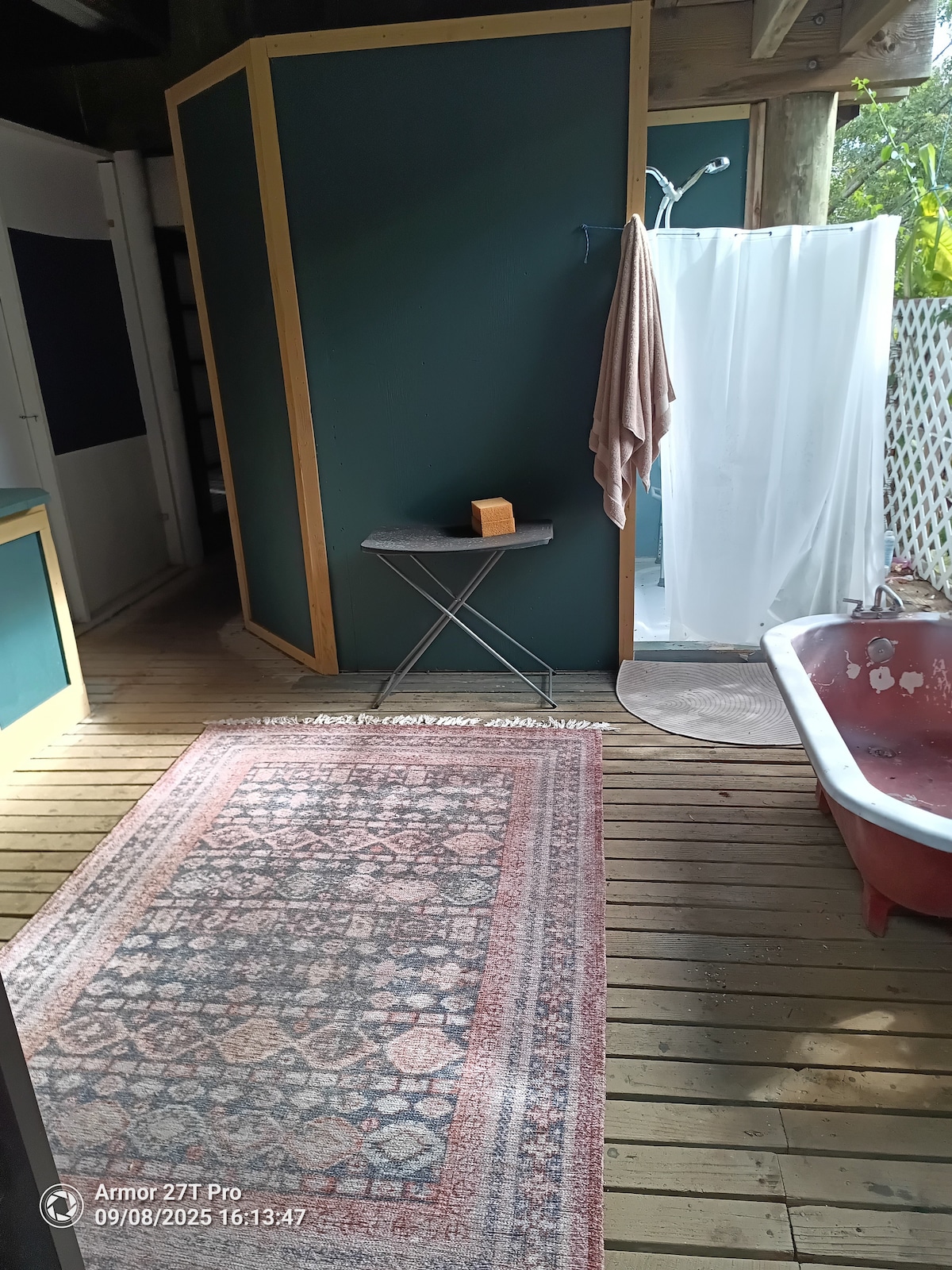 Refugio tranquilo en el bosque con baño al aire libre - Airbnb