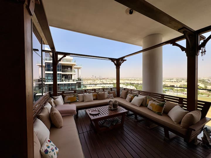 Large Modern 1 Bedroom Apartment With Terrace - Dubái