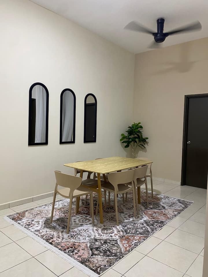 Loka Homestay Kluang - Kluang