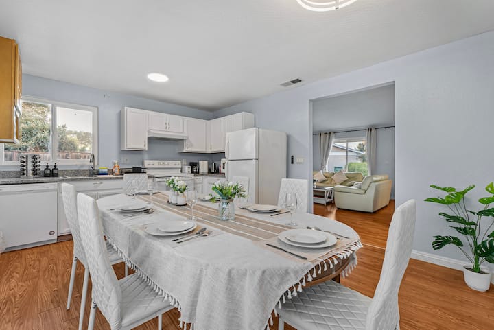 Bright 4br Family Home Near Tech Hubs Ac • Parking - San José