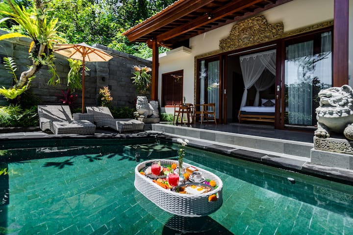 New! Hilltop Pool Villa With Stunning Valley View - Australien