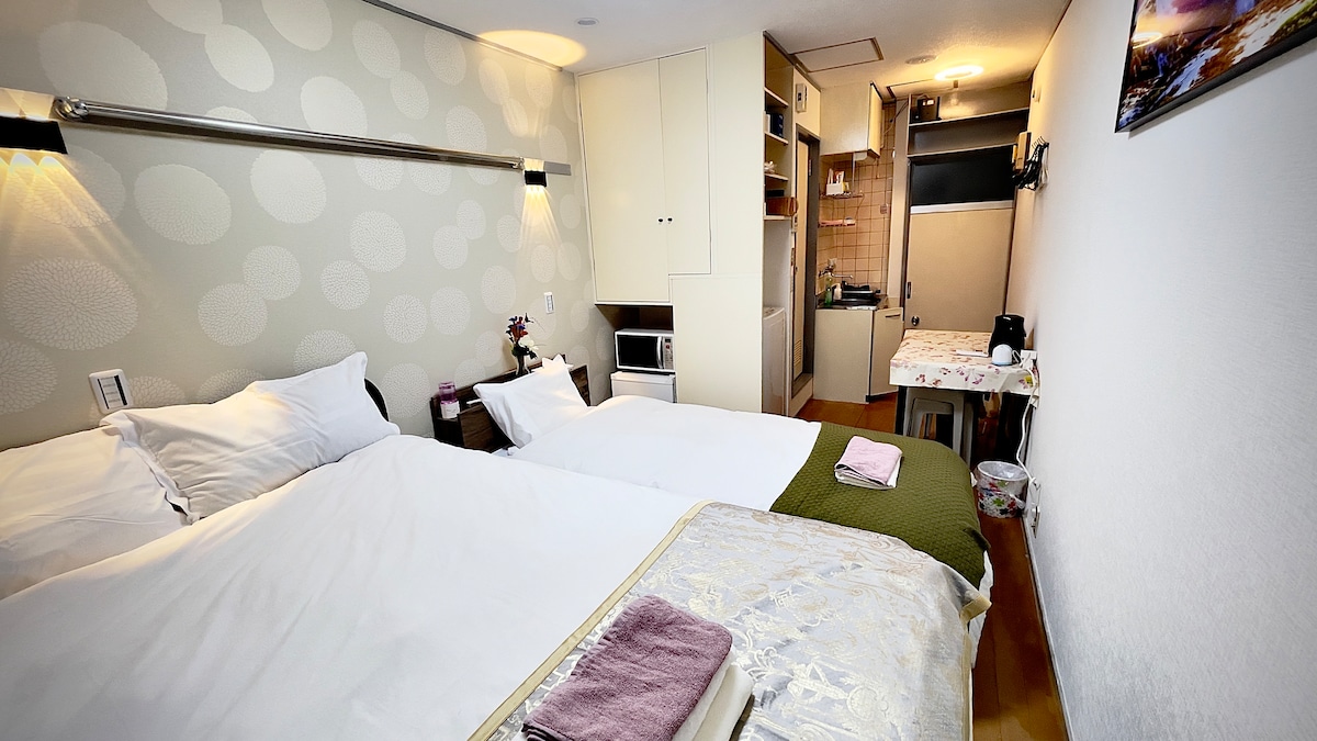 GA102A Takadanobaba, Shinjuku Ward, Student City, 5 minutes from ...