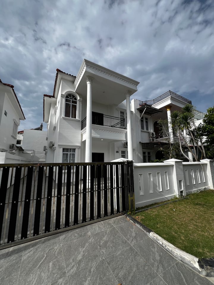 Welcome To Villa Palazo Garden, Batam Centre - Batam