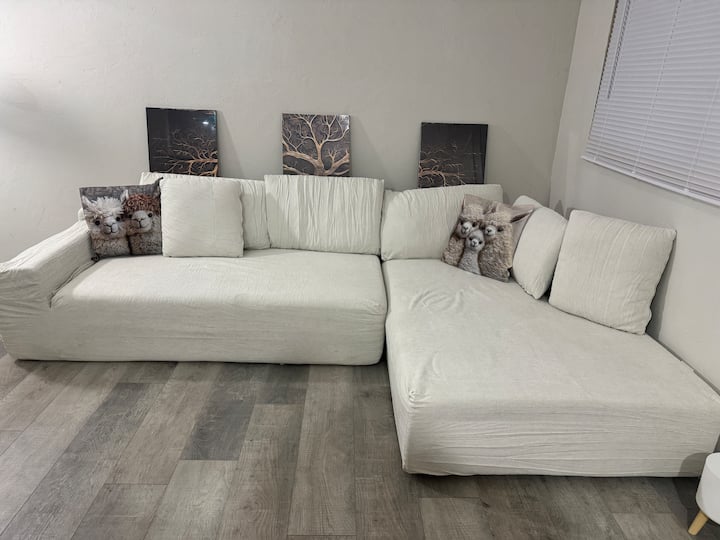 20% Off Modern 1 Br 1 Ba Riverside Condo #E - Riverside, CA