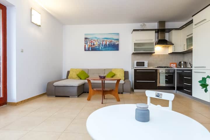 2026 Maru 18pax - Novalja