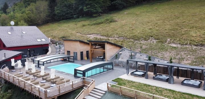 Le Grand Sapin, Jacuzzi Privatif & Piscine - Vosges