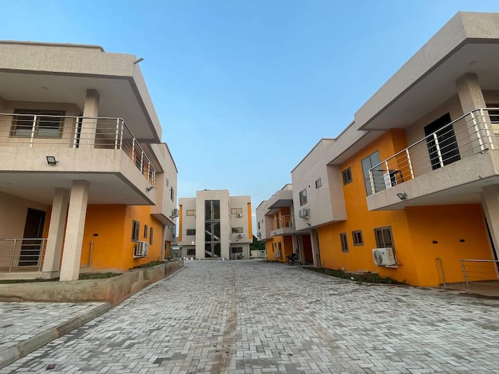 Eusbett Lux Apartments - Ghana