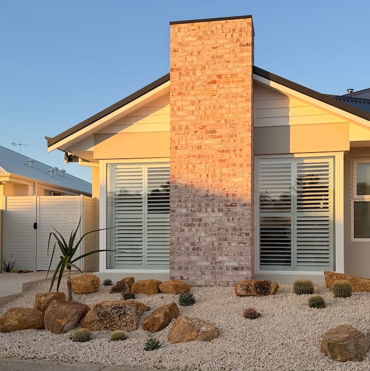 Cactus Garden Retreat - Busselton