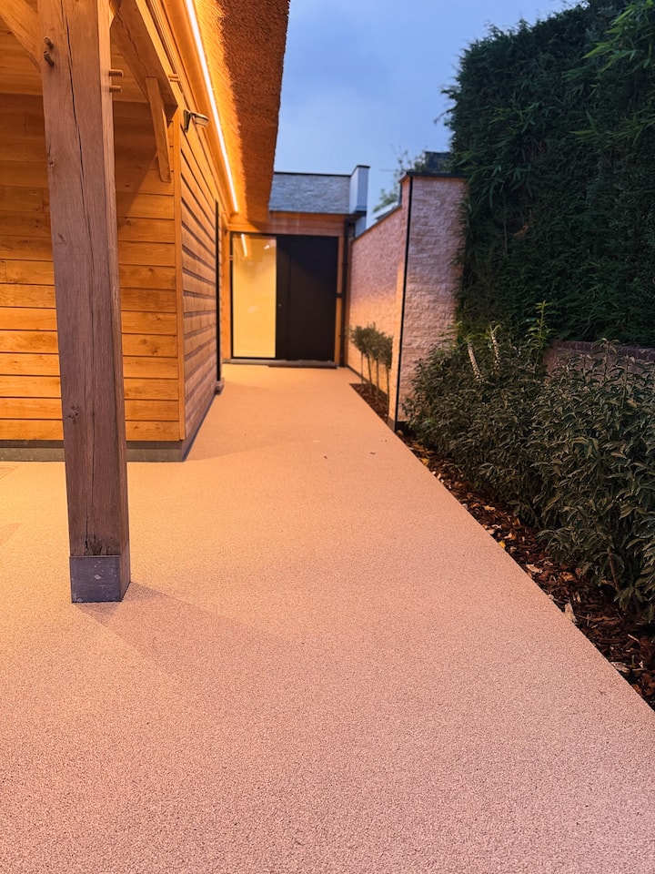 Luxueuze Gastenkamer Gratis Fietsen En Parking - Brügge