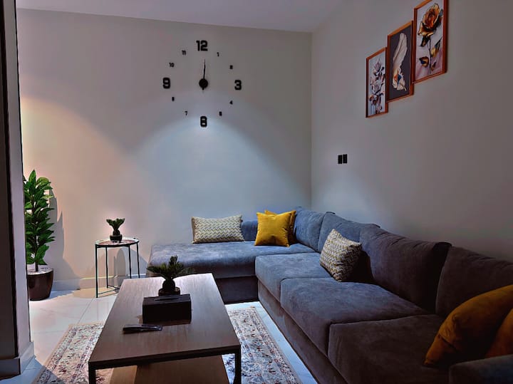 غرفة نوم وصالة كلاسيك وهادئة - Saudi Arabia