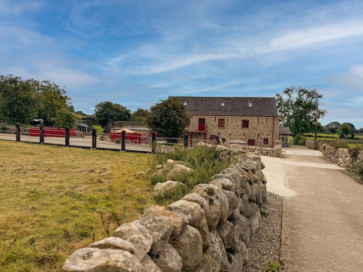 The Stable Apt At Wee Henry's Barn In The Mournes - Annalong