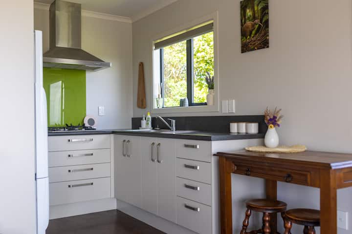 Keogans View - Spectacular Mountain & Ocean Views - Kumara