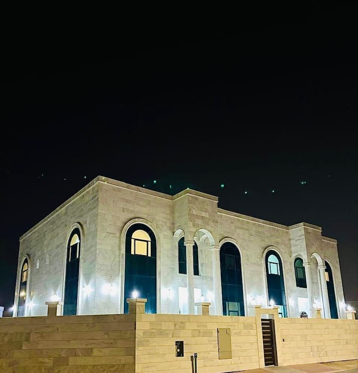 Business Bay Bedspace |Free Metro Shuttle And Pool - Dubai